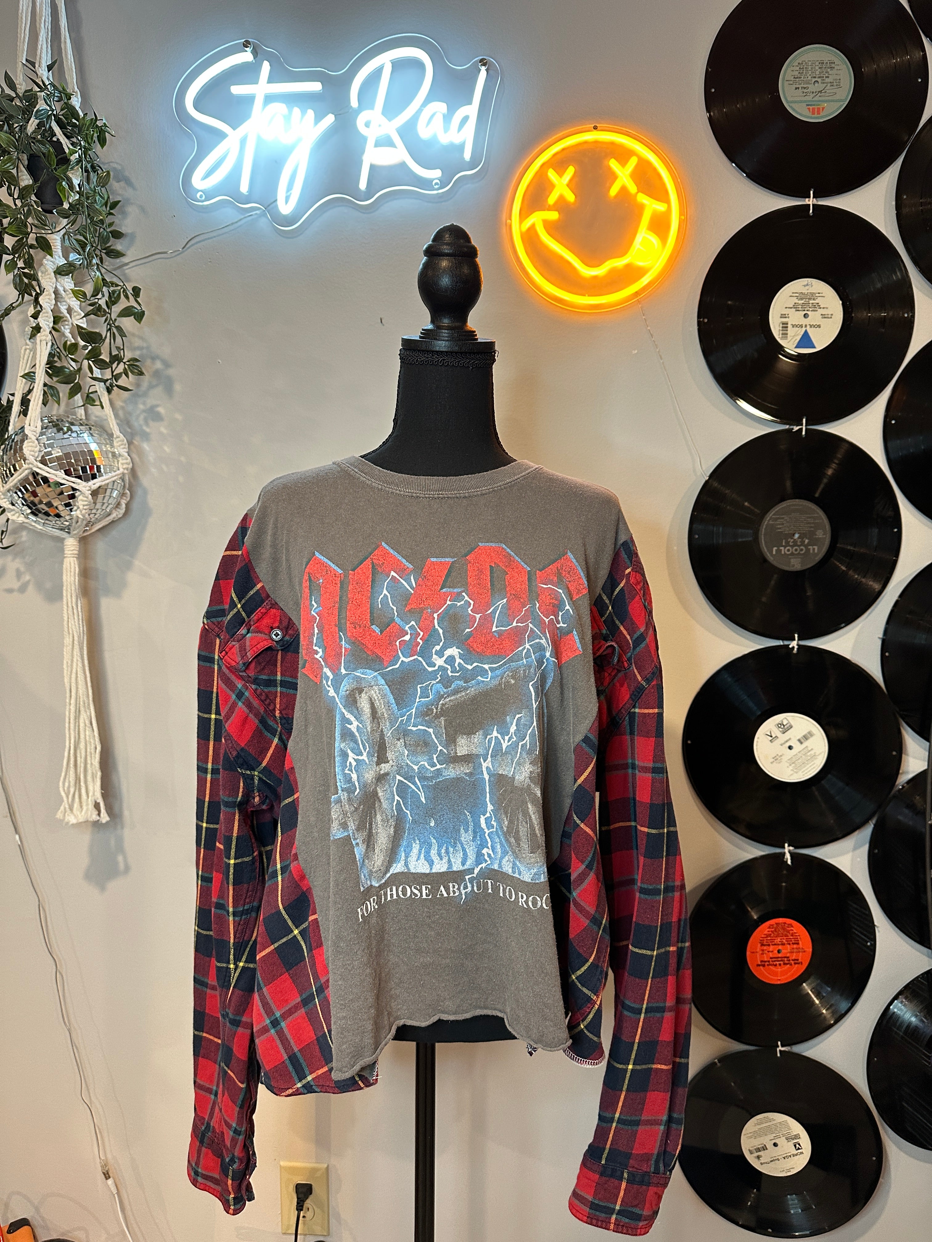 Acdc Crop Flannel Stay Radical Clothing